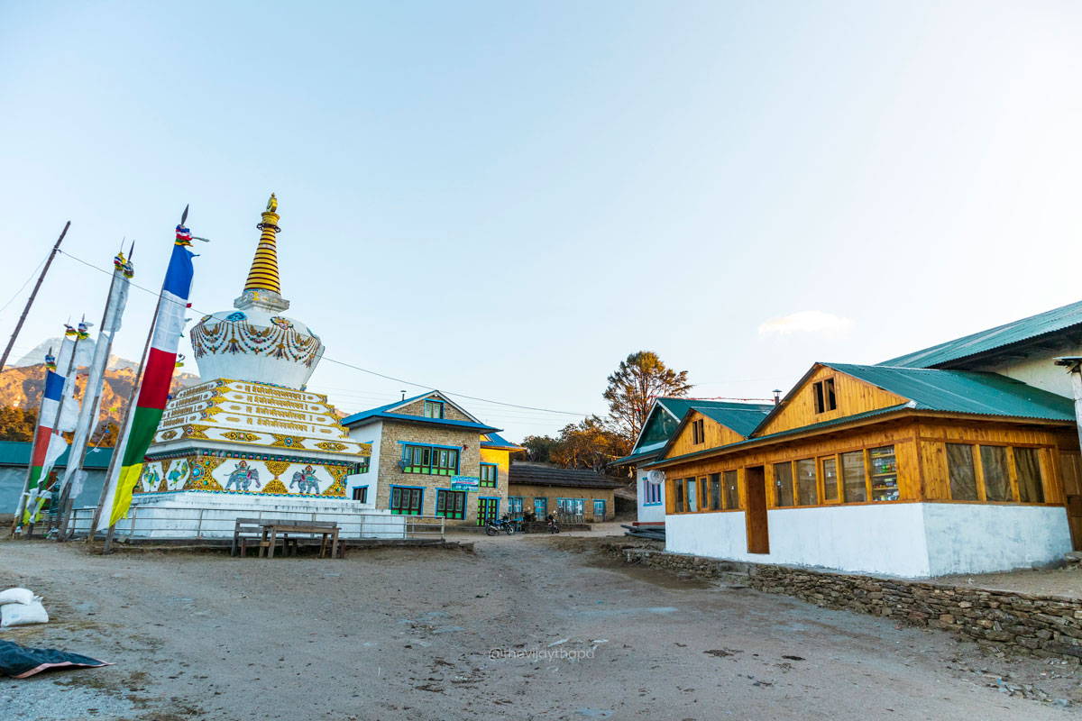 Dudhkunda Guest House, Taksindu La